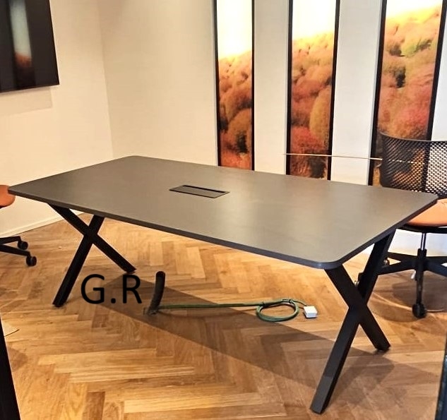 גבאי רוני - ריהוט משרדי